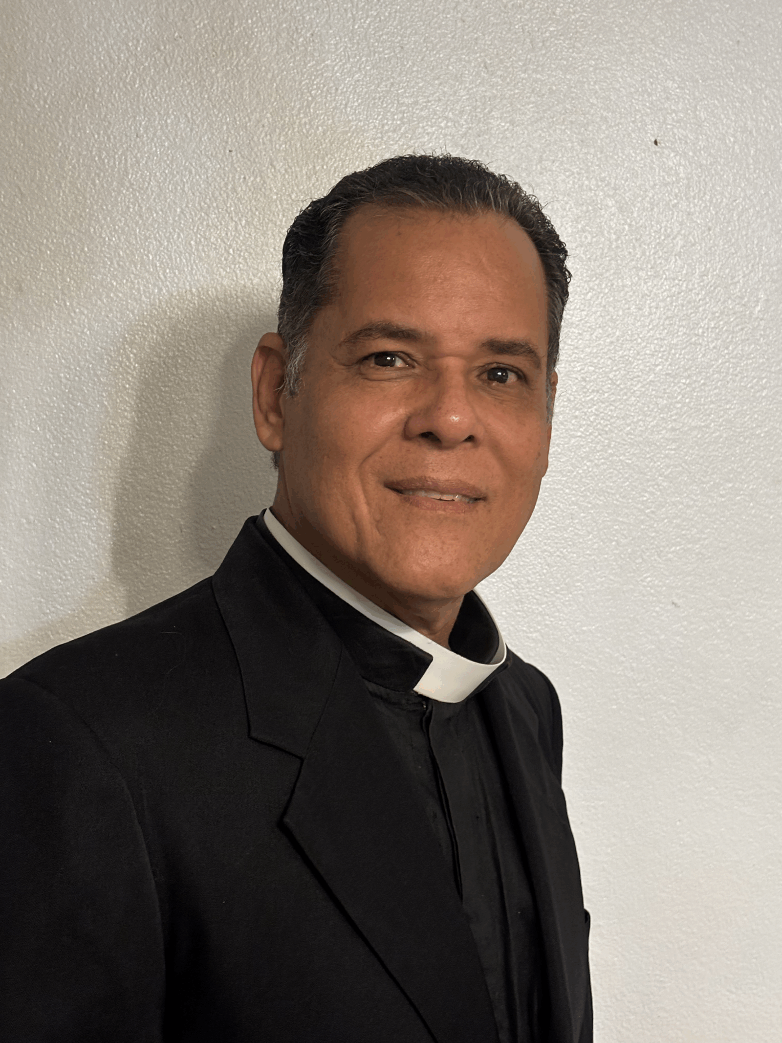 Father Javier Rivera Brings El Jardín Network to Fort Worth - EDOT